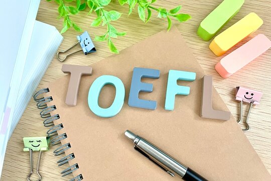 Jenis-jenis Tes TOEFL dan Bagaimana Cara Menentukan Target Skor? | Artikel